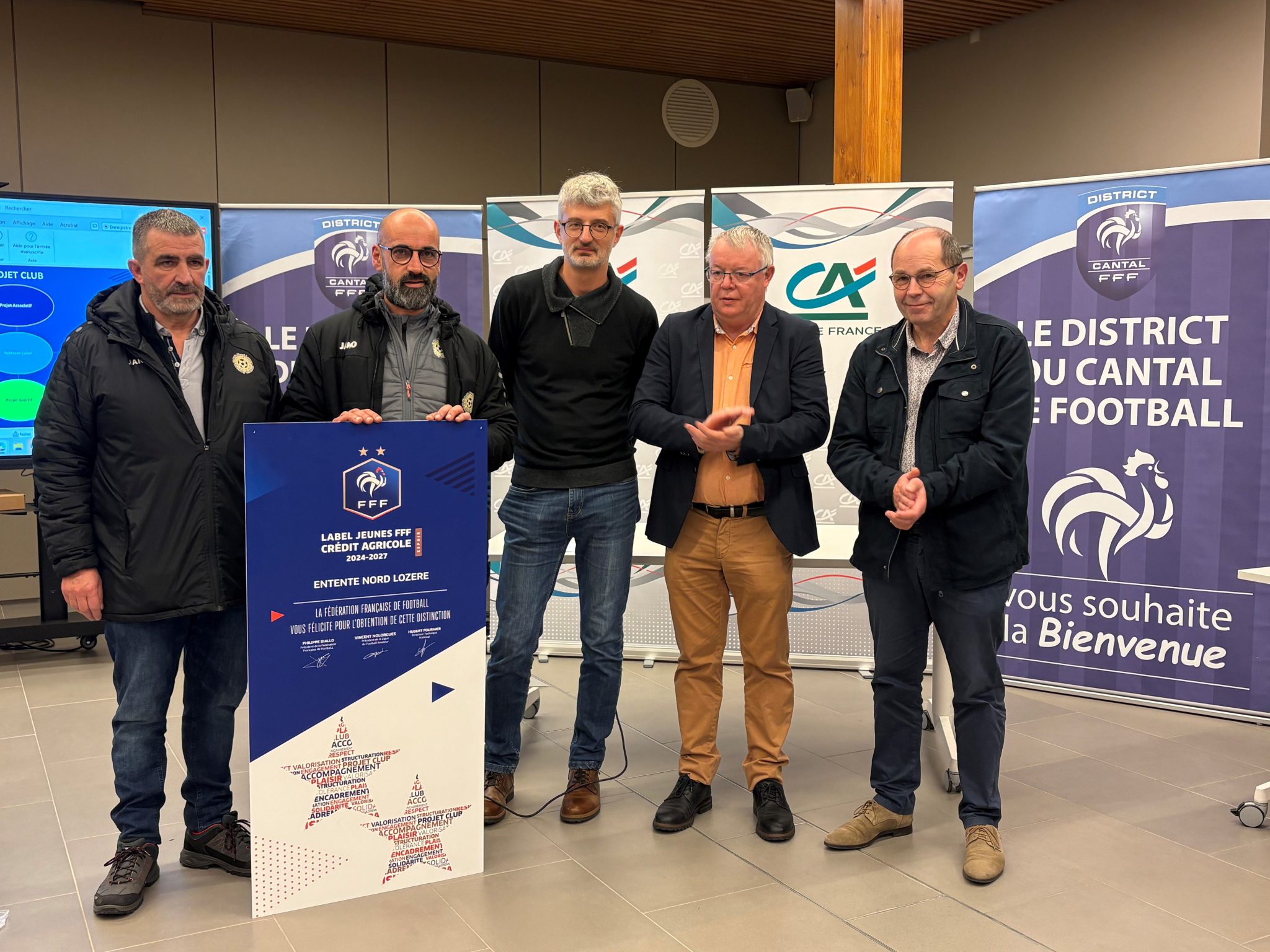 LABELS JEUNES FFF CREDIT AGRICOLE ESPOIR – DISTRICT DU CANTAL DE FOOTBALL